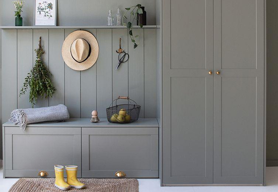 Un meuble d’entrée créé à partir de caissons Ikea I Plum Living