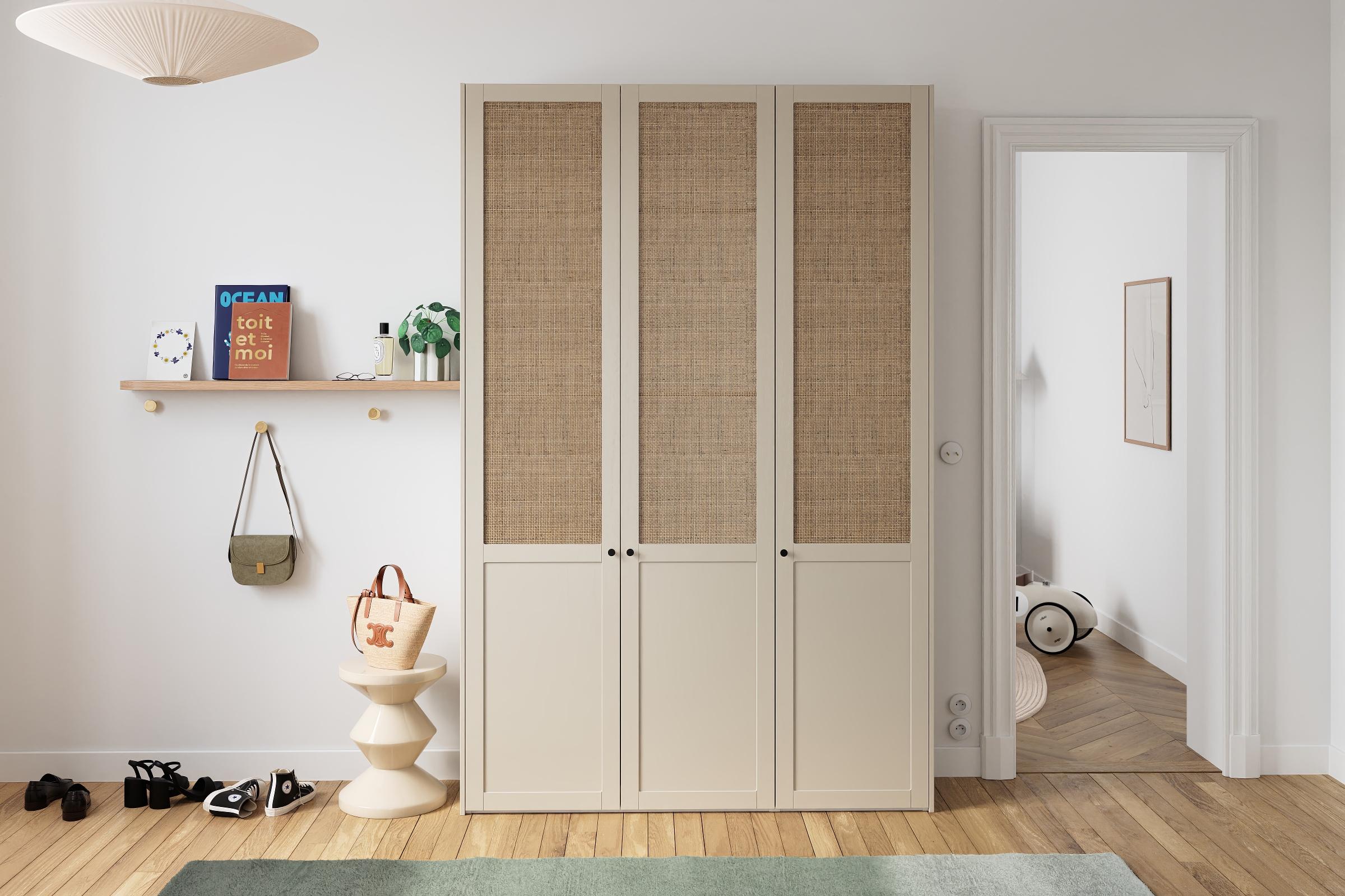 Curved floating shelf 120cm | Plum Living